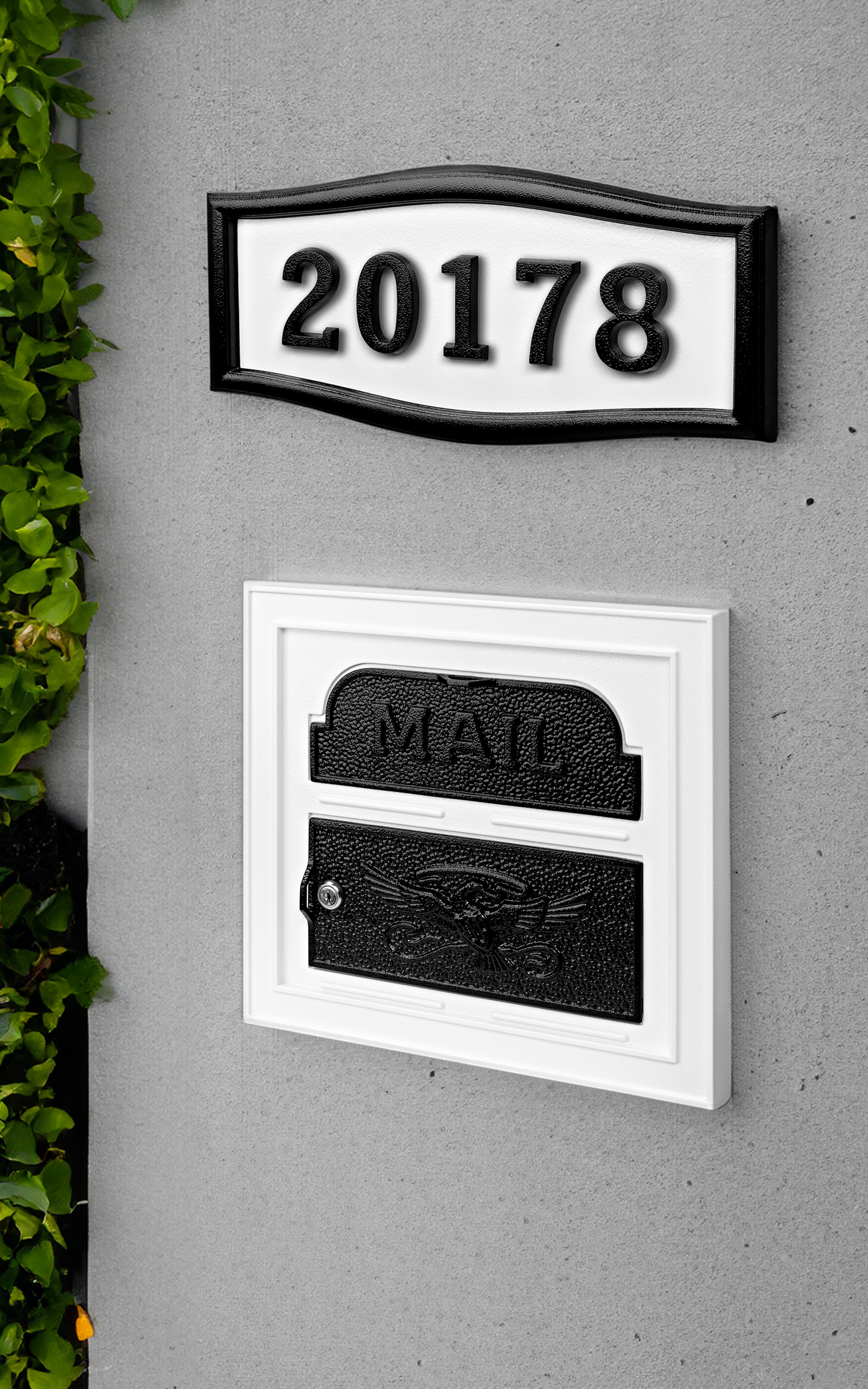Black and White Limited Edition - HouseMark Address Plaques